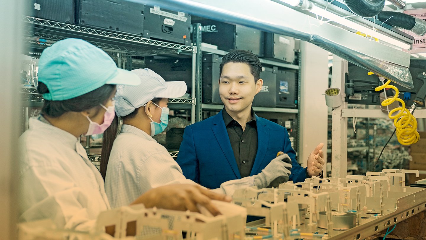 【菲律宾商思特】Making His Mark: Brian Liu - The CEO Magazine