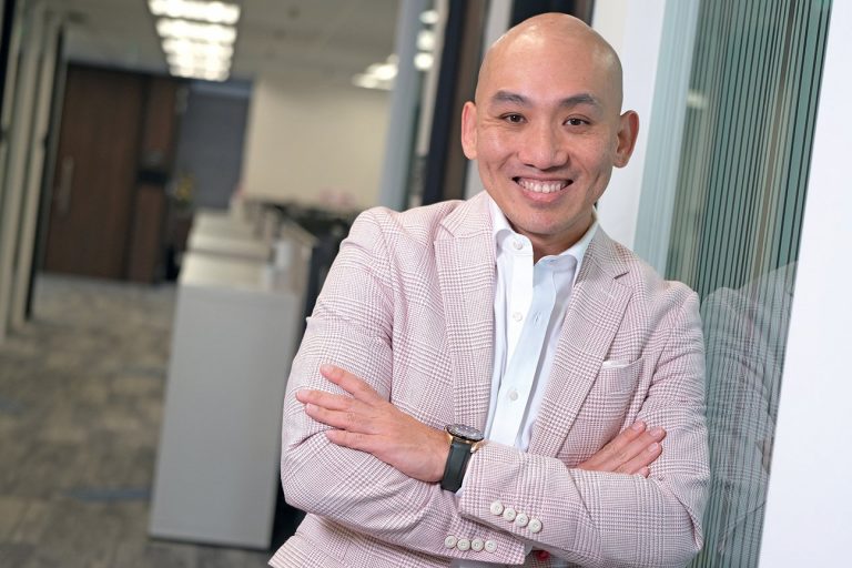 【瓦里安医疗】Eliminating the Fear of Cancer: Kenneth Tan - The CEO Magazine
